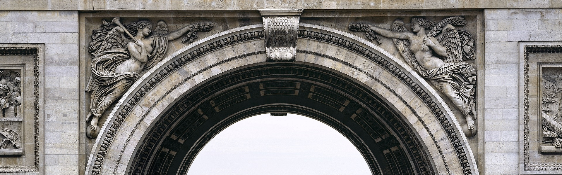 gp inside arc de triomphe
